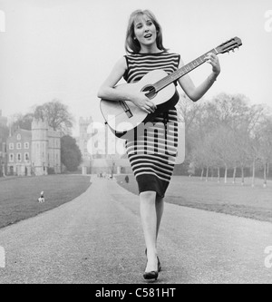 ELIZABETH COUNSELL UK pop singer in Windsor in 1965. Photo Tony Gale ...