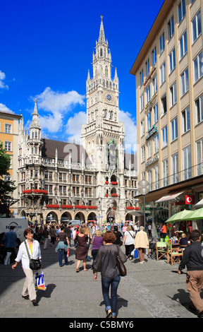 Germany Bavaria Munich shopping mall 'Fünf Höfe' Stock Photo - Alamy