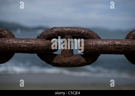 chain link railing Stock Photo - Alamy