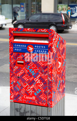 canada post anti graffiti mailbox toronto ontario canada Stock Photo ...