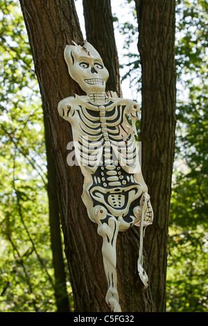 Hanging skeleton grim reaper Halloween decoration Stock Photo - Alamy
