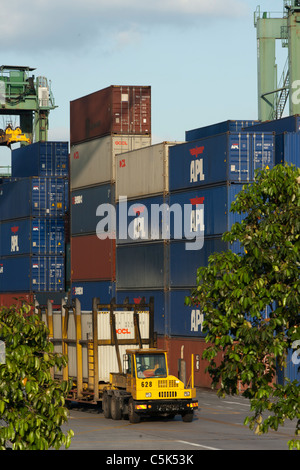 A view of the Brani Terminal in the port of Singapore Stock Photo - Alamy
