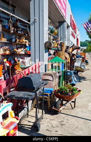 Small town country store and mercantile in upstate New York Stock Photo ...
