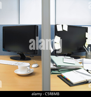 Organized and disorganized desks Stock Photo - Alamy