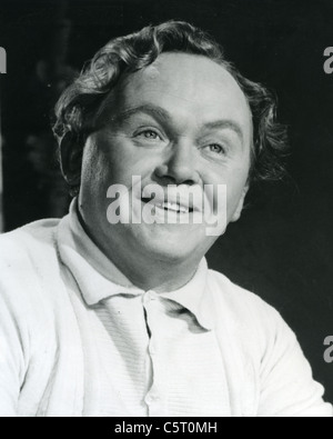 CHARLIE DRAKE (1925-2006) English comic actor with wife Heather and ...