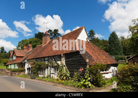 Historic cottages in Shere village, Surrey, England Stock Photo - Alamy