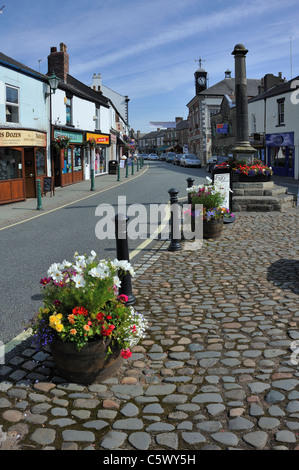 The Cenotaph, Garstang town centre Stock Photo - Alamy