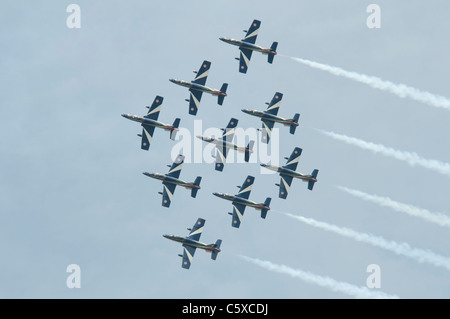 Italian airforce aerobatic display team Il Frecce Tricolori paint the ...