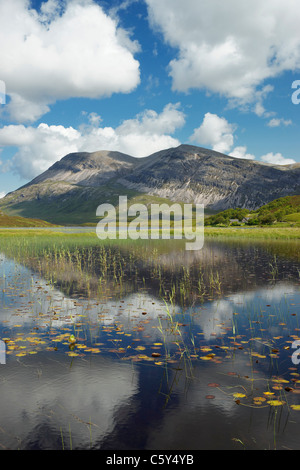 The Scottish Mountain Corbett 'Arkle' and a Boat House on Loch Stack ...