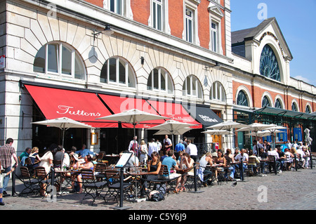 Tuttons outdoor restaurant, Covent Garden, London Borough of Camden ...