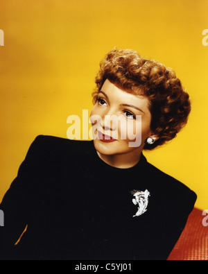 CLAUDETTE COLBERT (1903-1996) US film actress with surgeon husband Dr ...