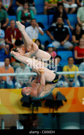 MATHEW HELM & ROBERT NEWBERY MENS SYNCHRONISED DIVING OLYMPIC STADIUM ...