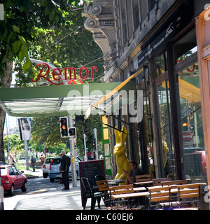 Remor Cafe in Gneeva on Bd. Georges Favon Stock Photo - Alamy