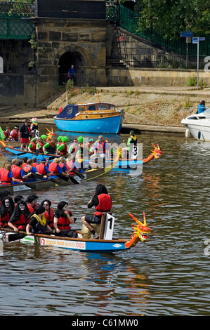 People watching a dragon boat race in Aberdeen Promenade at Dragon Boat ...