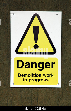 Demolition work in progress Stock Photo - Alamy