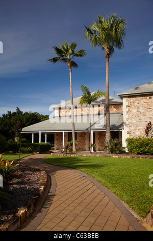 Old Courthouse and Police Station (1884), Darwin, Northern Territory ...