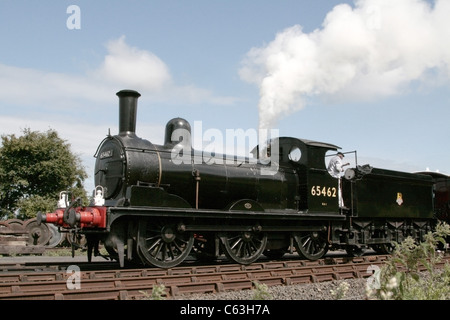 LNER J15 class 0-6-0 steam locomotive No.7564 at the North Norfolk ...