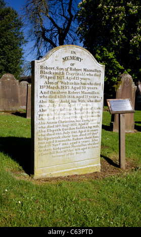 Grave of Kirkpatrick Macmillan (inventor of the bicycle) in Keir Mill ...