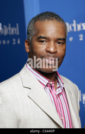 NEW YORK - JUNE 13: David Bryan April McLean attends the 64th Annual ...