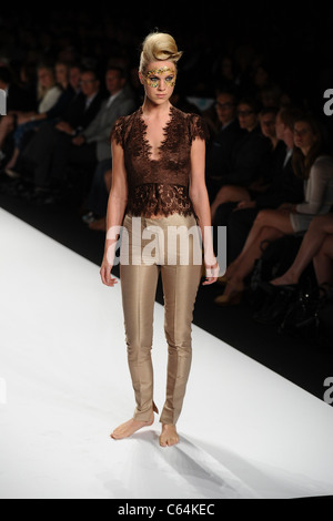 Casanova in attendance for PROJECT RUNWAY Season 8 Finale Show, Lincoln ...