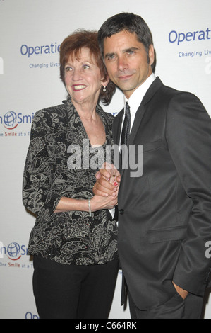 John Stamos and his mother Loretta Operation Smile's 2010 Smile Gala ...