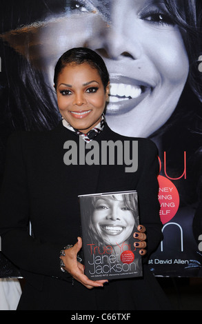 Janet Jackson at in-store appearance for Janet Jackson Book Signing for ...
