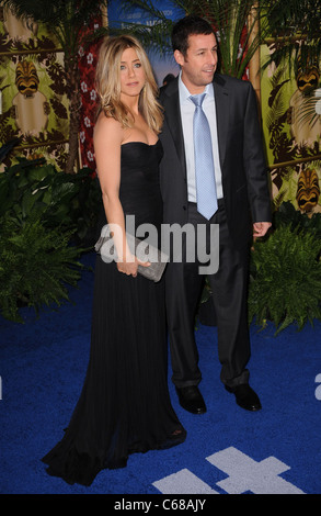 Jennifer Aniston, Adam Sandler 'Just Go With It' (Sigueme el rollo ...