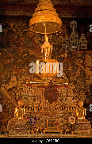 Buddha statue inside the Ordination Hall of Buddhapadipa Temple with ...