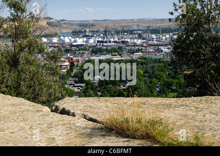 Oil refinery on the outskirts of Billings, Montana Stock Photo - Alamy