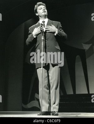 GUY MITCHELL (1927-1999) US pop and Country singer Stock Photo - Alamy