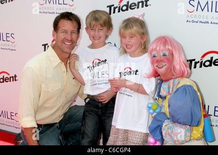 Sheppard Denton, James Denton and Malin Denton Trident 'Smiles Across ...
