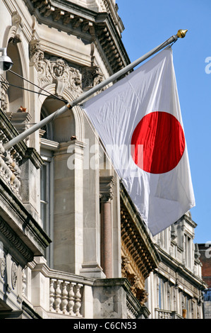 Embassy of Japan on Piccadilly London England UK Stock Photo: 16330756 ...