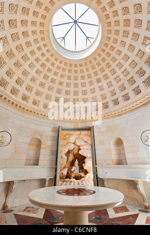 Chateau de Rambouillet, The Queen's Dairy Stock Photo - Alamy
