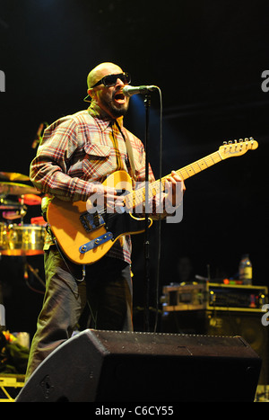Ozomatli performs on the main stage at the 2010 Womad Festival at ...