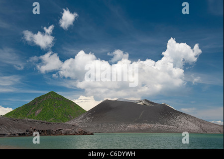 Tavurvur Active Volcano Erupting Steam, Smoke and Ash. Rabaul, East New ...