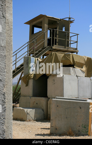 Israeli military observation tower at the border with Egypt and Israel ...