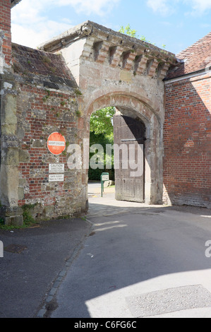 Harnham Gate, The Close, Salisbury Cathedral, this gate is closed at ...
