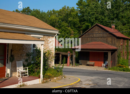 Historic home in the village of Elsah, Illinois Stock Photo - Alamy