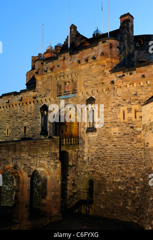 Edinburgh Castle entrance and drawbridge Edinburgh scotland castle ...