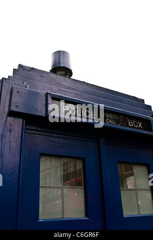 Old blue police box, Tardis, city centre street, Glasgow, Scotland, UK ...