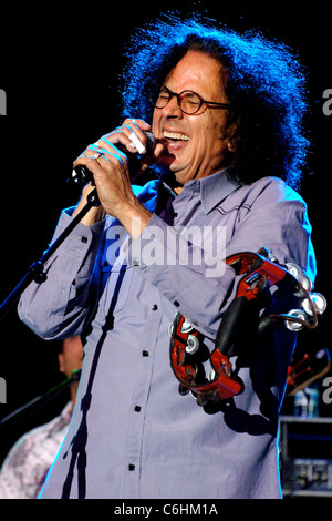 Mark Volman of The Turtles 25th Anniversary Happy Together Tour concert ...