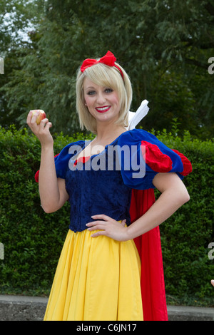 Jenny Jones, a highly skilled presenter, performer, singer, comic ...