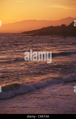 Moonstone Beach in Cambria, California, USA Stock Photo - Alamy