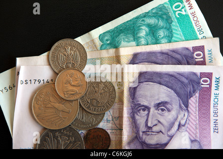 Deutschmark (German Mark) notes Stock Photo - Alamy