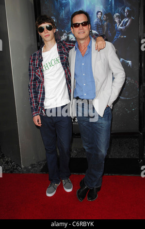 Bill Paxton and son HBO's "True Blood" Season 3 Premiere at the ...
