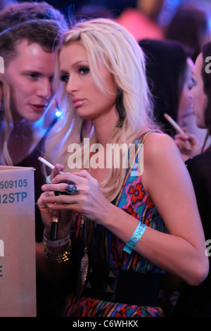 Paris Hilton Smoking At The 2010 Coachella Valley Music And Arts