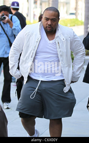 Timbaland aka Tim Mosely shopping at Louis Vuitton on Rodeo Drive in ...