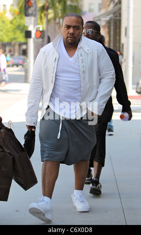 Timbaland aka Tim Mosely shopping at Louis Vuitton on Rodeo Drive in ...