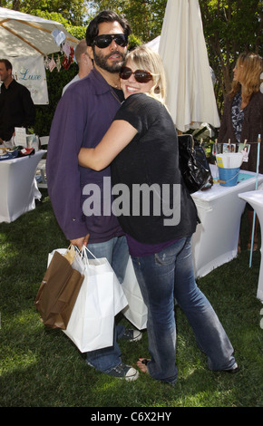 Jodi Sweetin and DJ Morty Coyle GroVia and celebrity parents celebrate ...