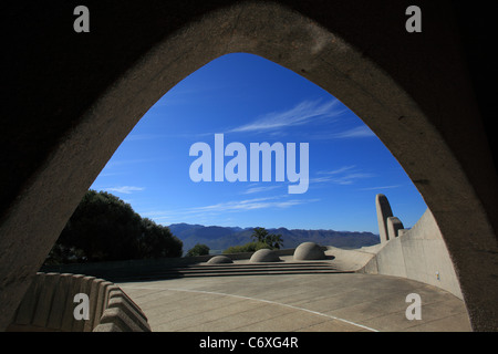 The Taal monument, on Paarl rock, is one of the most famous Afrikaans ...